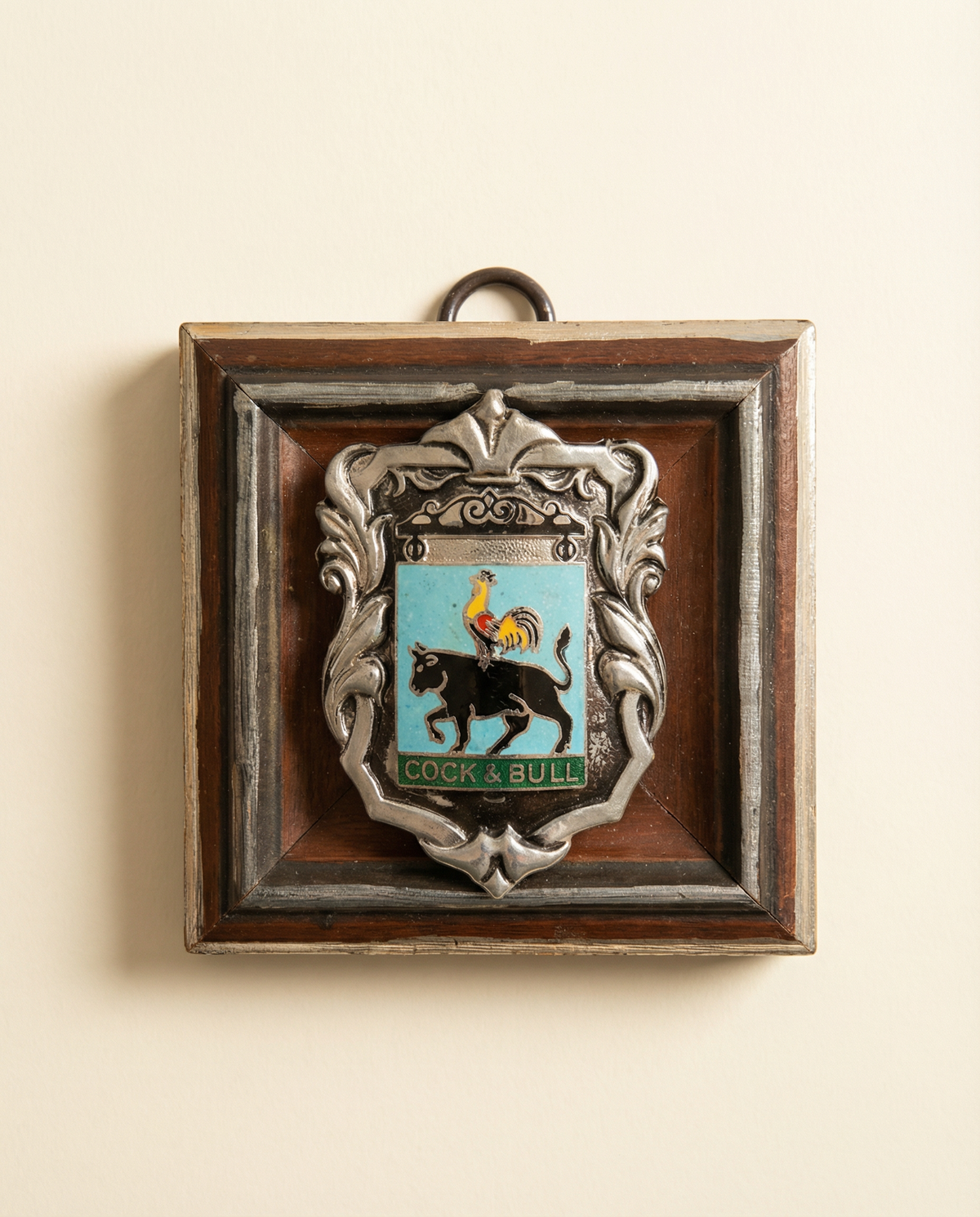 Folklore Bee – Dos Femmes